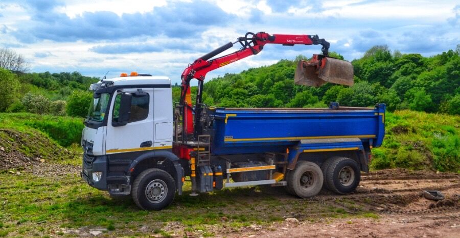 HOW MUCH DOES A GRAB LORRY COST IN 2024